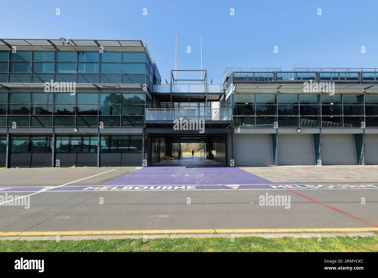 891 Albert Park Circuit pit stalls on Aughtie Drive public road, the ...