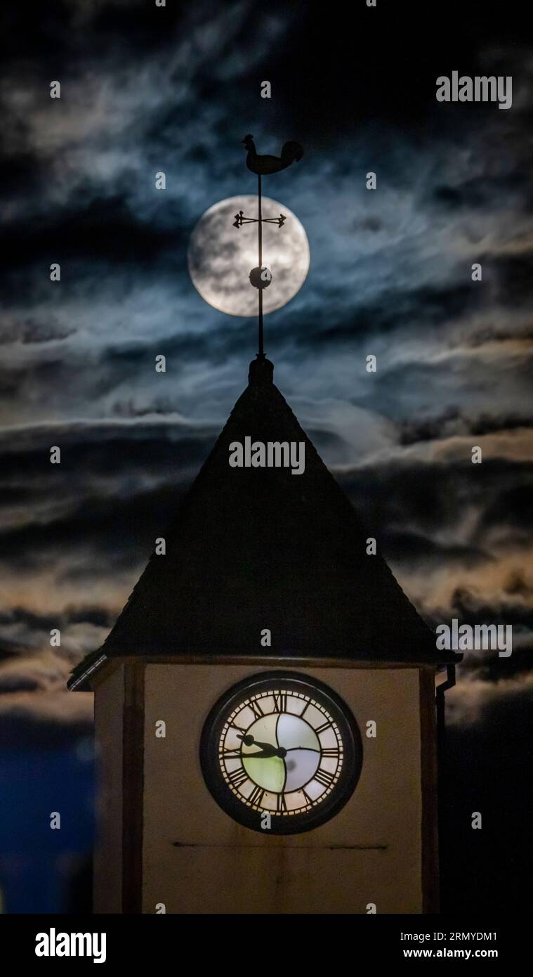 Lauder, Scottish Borders, UK. 30th Aug, 2023. The supermoon ‘Blue'Moon ...