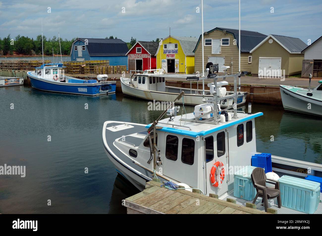 2023 update new london wharf in prince edward island hi-res stock ...