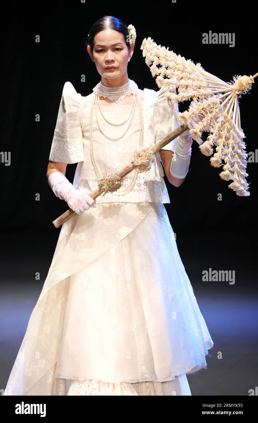 Tokyo, Japan. 30th Aug, 2023. A model displays a creation of "Bench ...