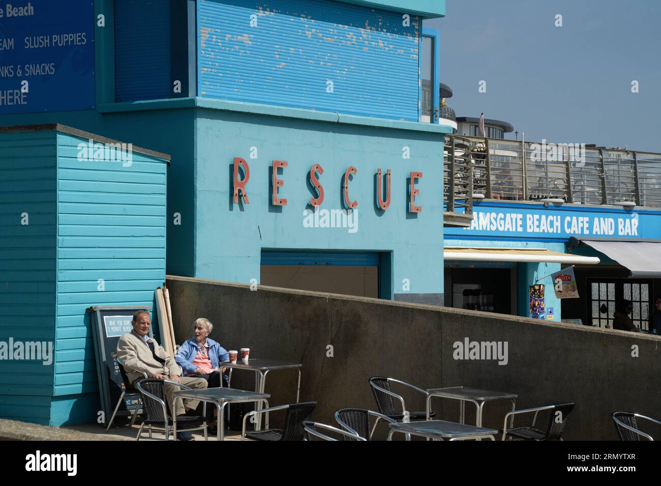 Slush bar hi-res stock photography and images - Alamy