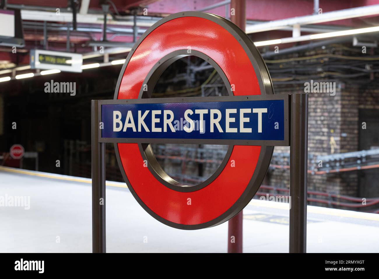 Baker street station london exterior hi-res stock photography and ...