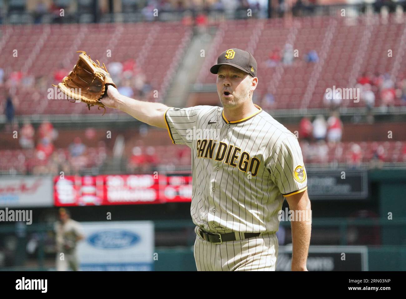 Baseball pitch clock hi-res stock photography and images - Alamy