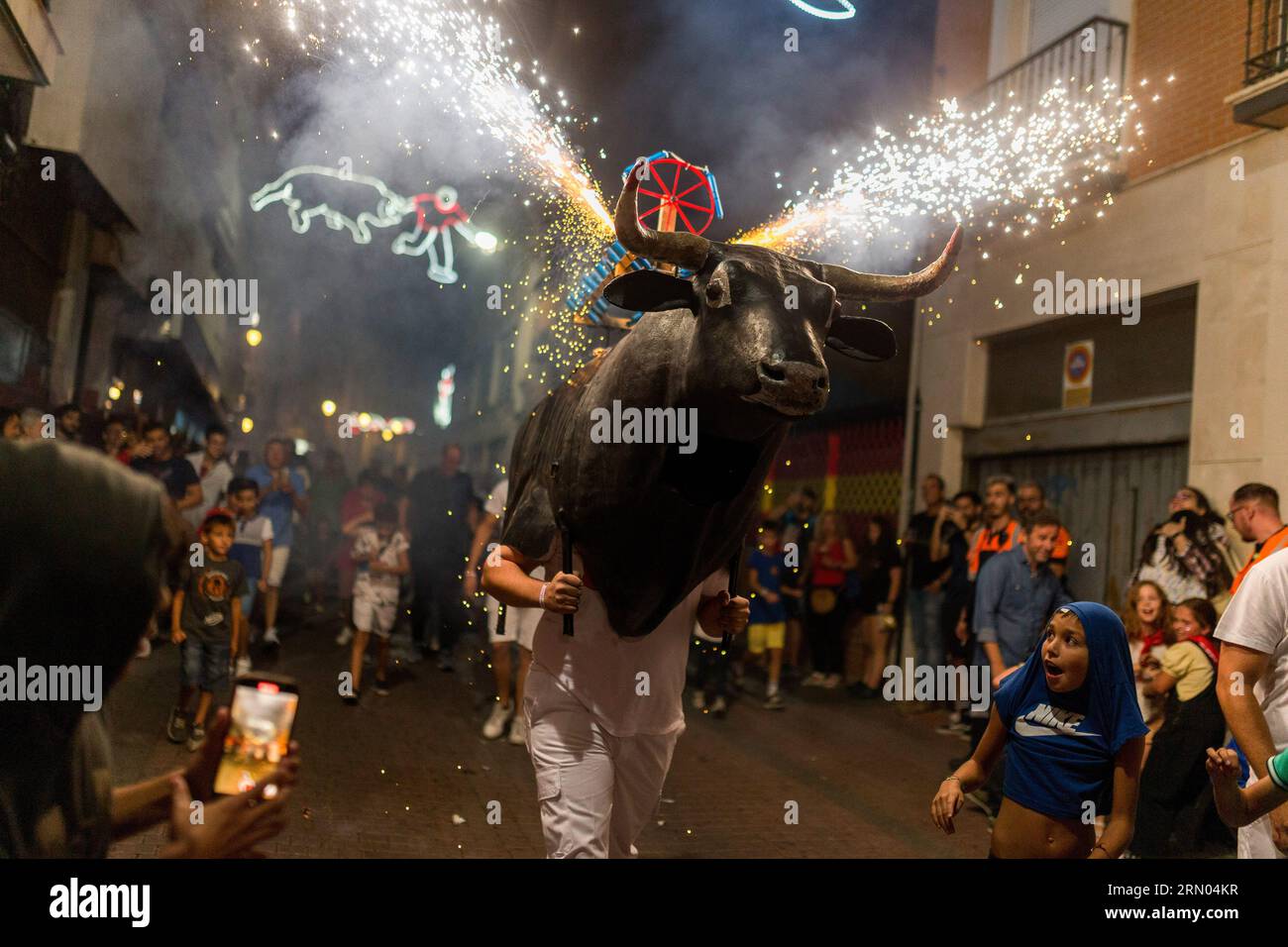 Bull armor hi-res stock photography and images - Alamy