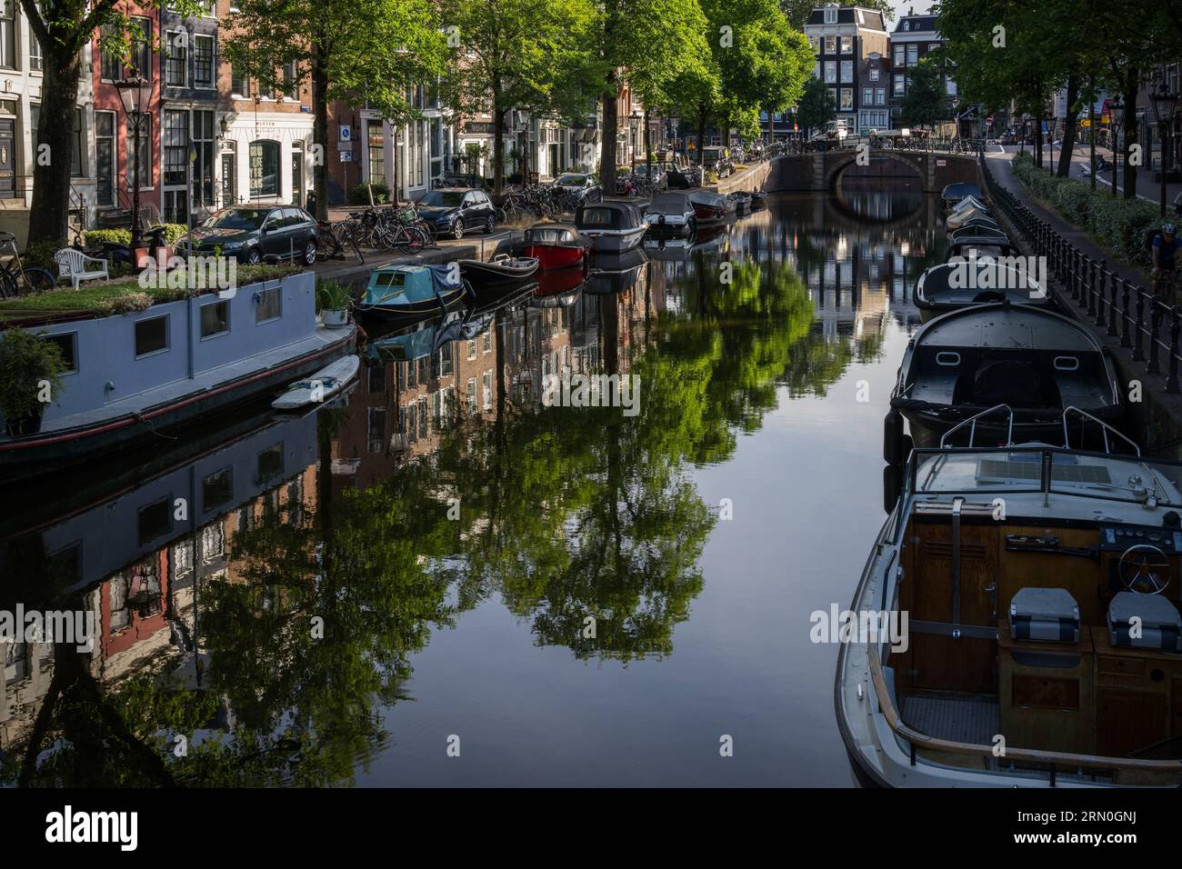 Spiegelgracht amsterdam holland hi-res stock photography and images - Alamy