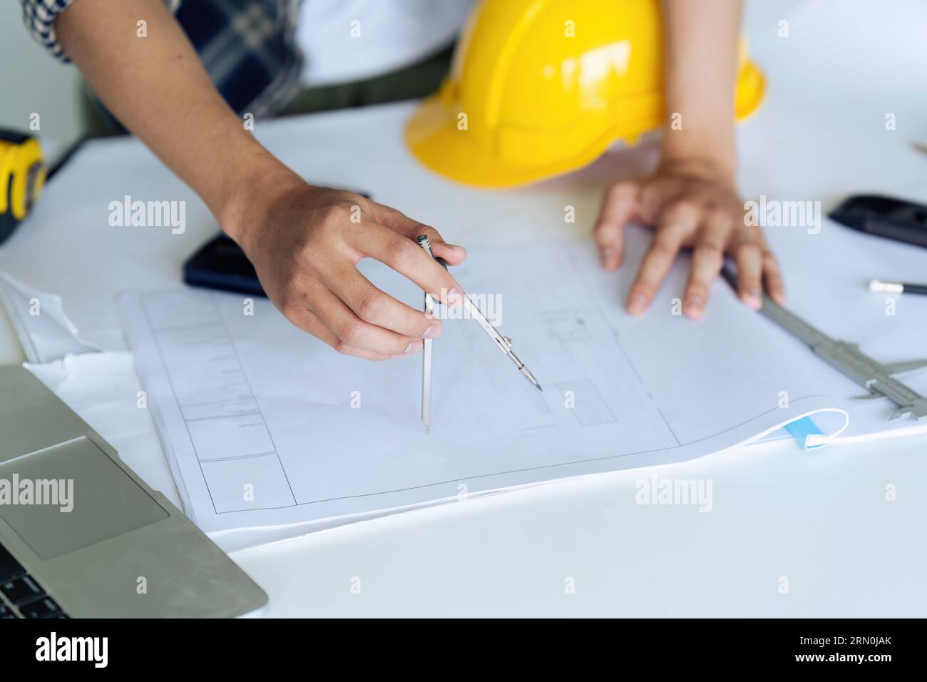 Engineer are planning a structure sketch with circular tools. Complete ...