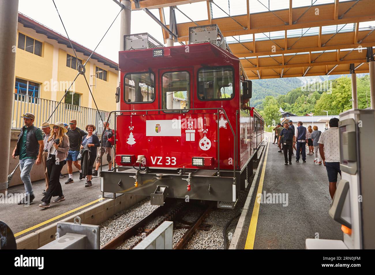 Schafbergbahn cogwheel railway hi-res stock photography and images - Alamy