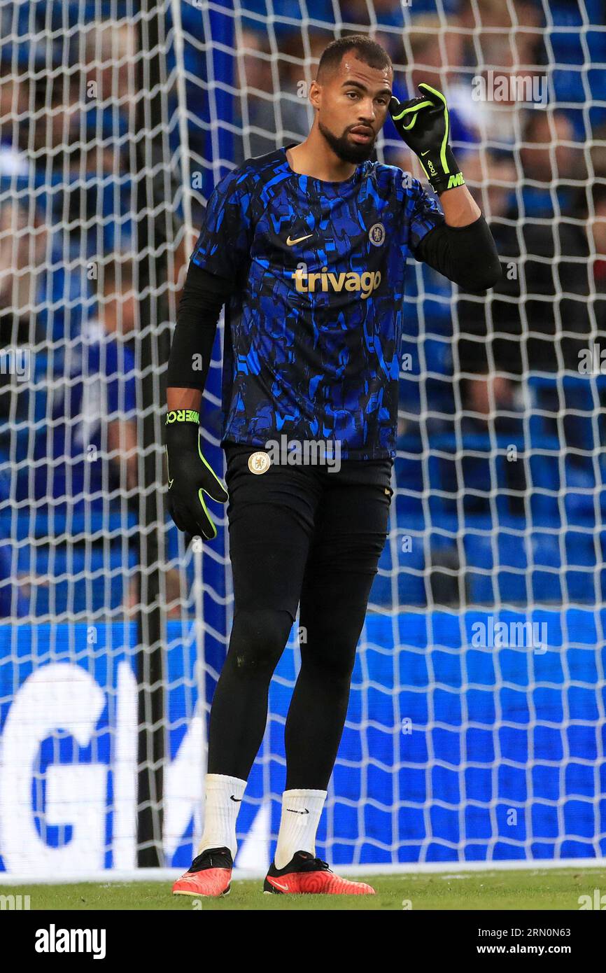 London, UK. 30th Aug, 2023. Robert Sánchez of Chelsea warms up prior to ...