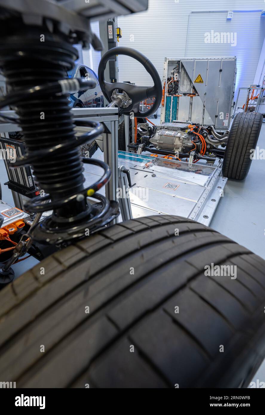 Zwickau, Germany. 30th Aug, 2023. In the high-voltage laboratory of the ...