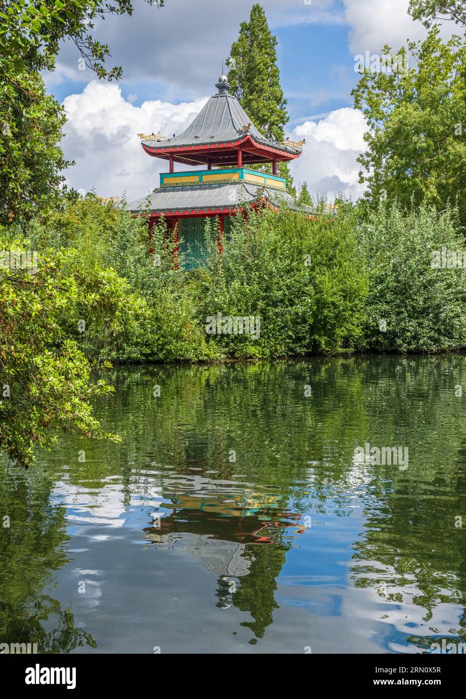 Victoria Park, Hackney, London, England - 29th July 2023: The Chinese ...