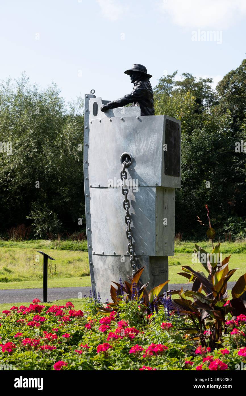 SS Journey sculpture, Handsworth Park, Hanndsworth, Birmingham, UK ...