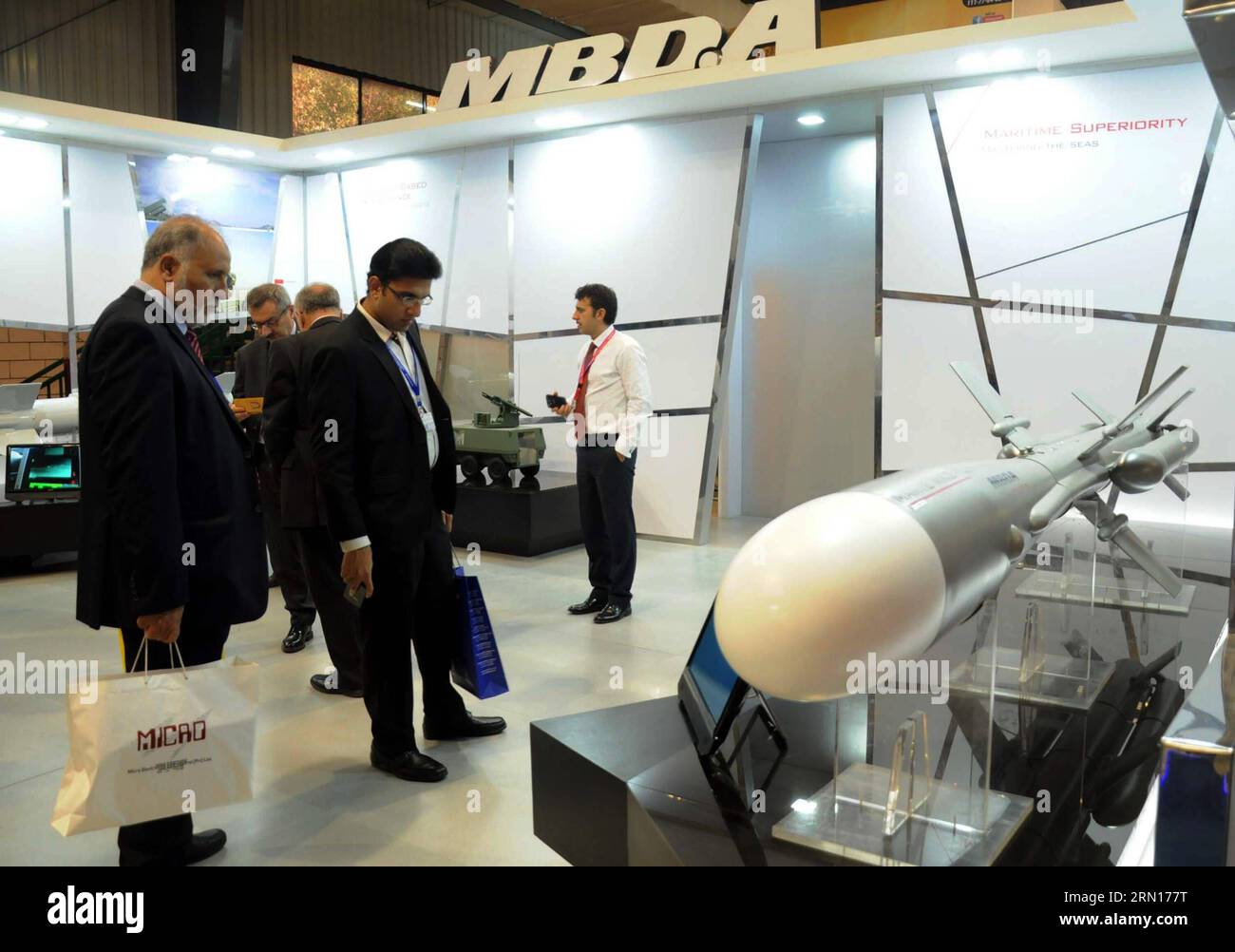 International defence exhibition hi-res stock photography and images ...