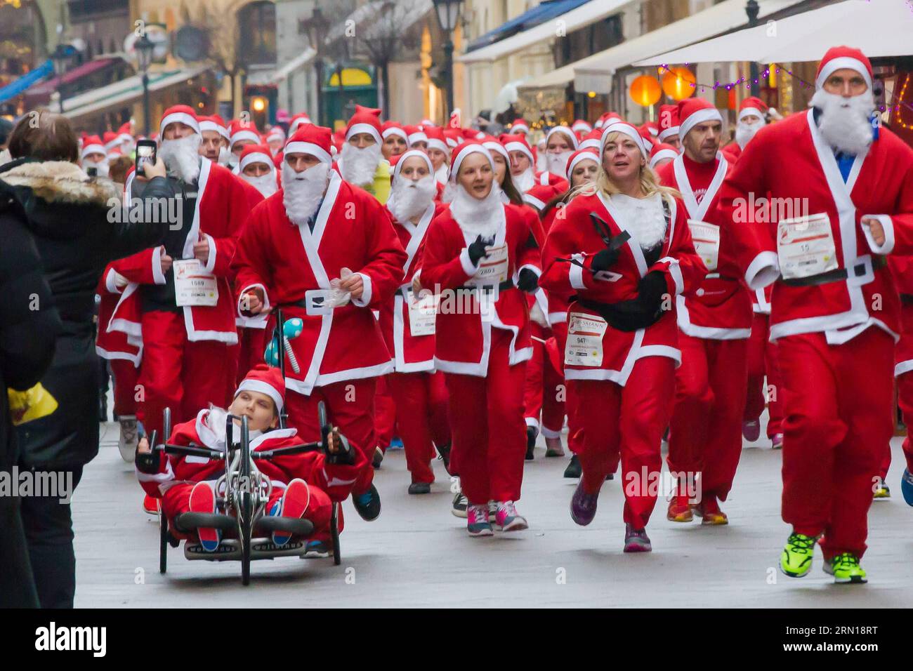 2014hungary budapest snta hi-res stock photography and images - Alamy