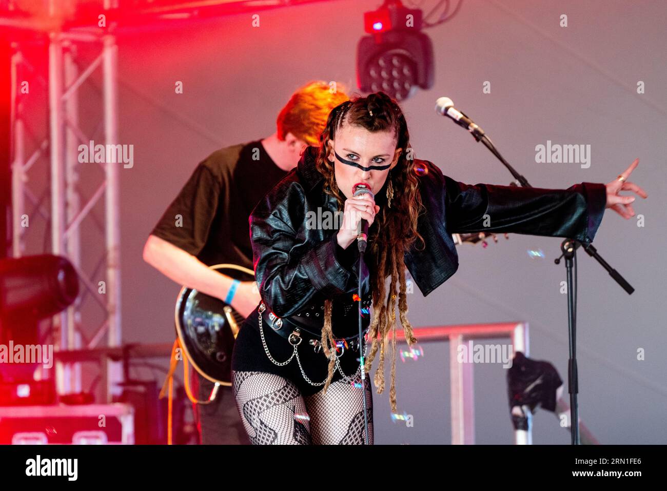 Amy montgomery singer hi-res stock photography and images - Alamy