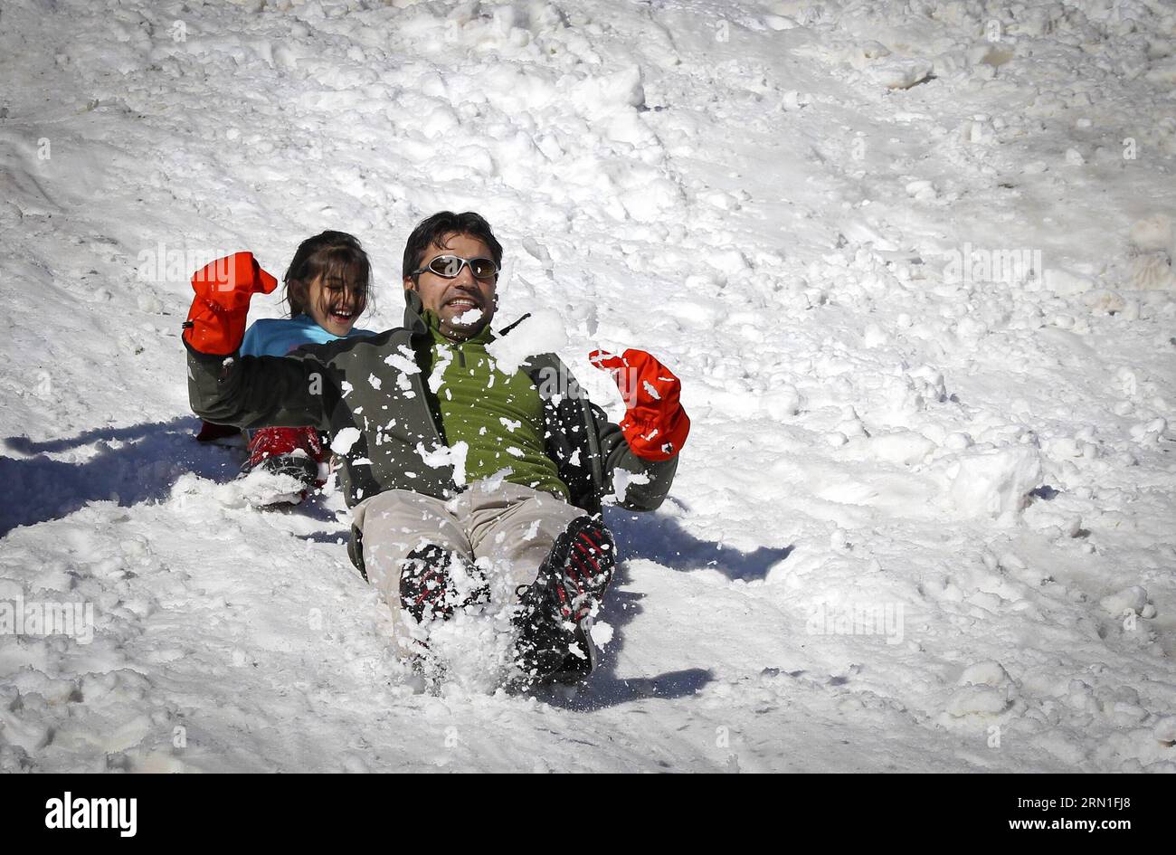 Iranian skiing resorts hi-res stock photography and images - Alamy