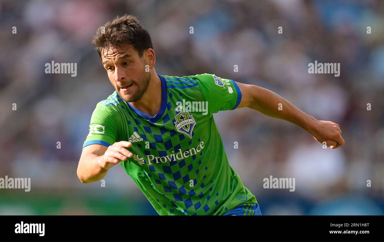 Seattle Sounders midfielder Nicolás Lodeiro follows play during the ...