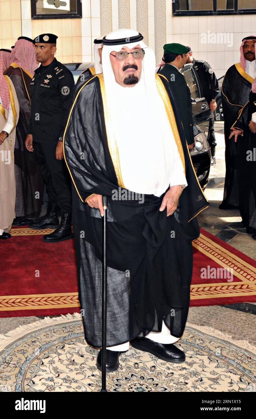 Saudi arabia ruler hi-res stock photography and images - Alamy
