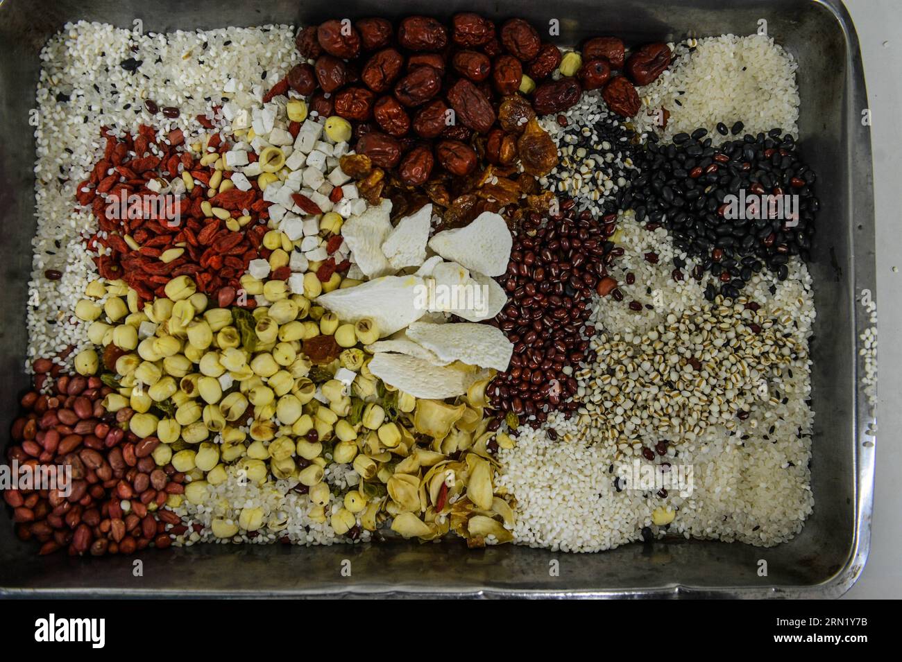 Eight treasure porridge hi-res stock photography and images - Alamy