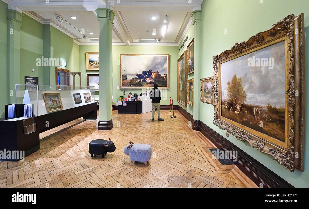 Canterbury art museum hi-res stock photography and images - Alamy