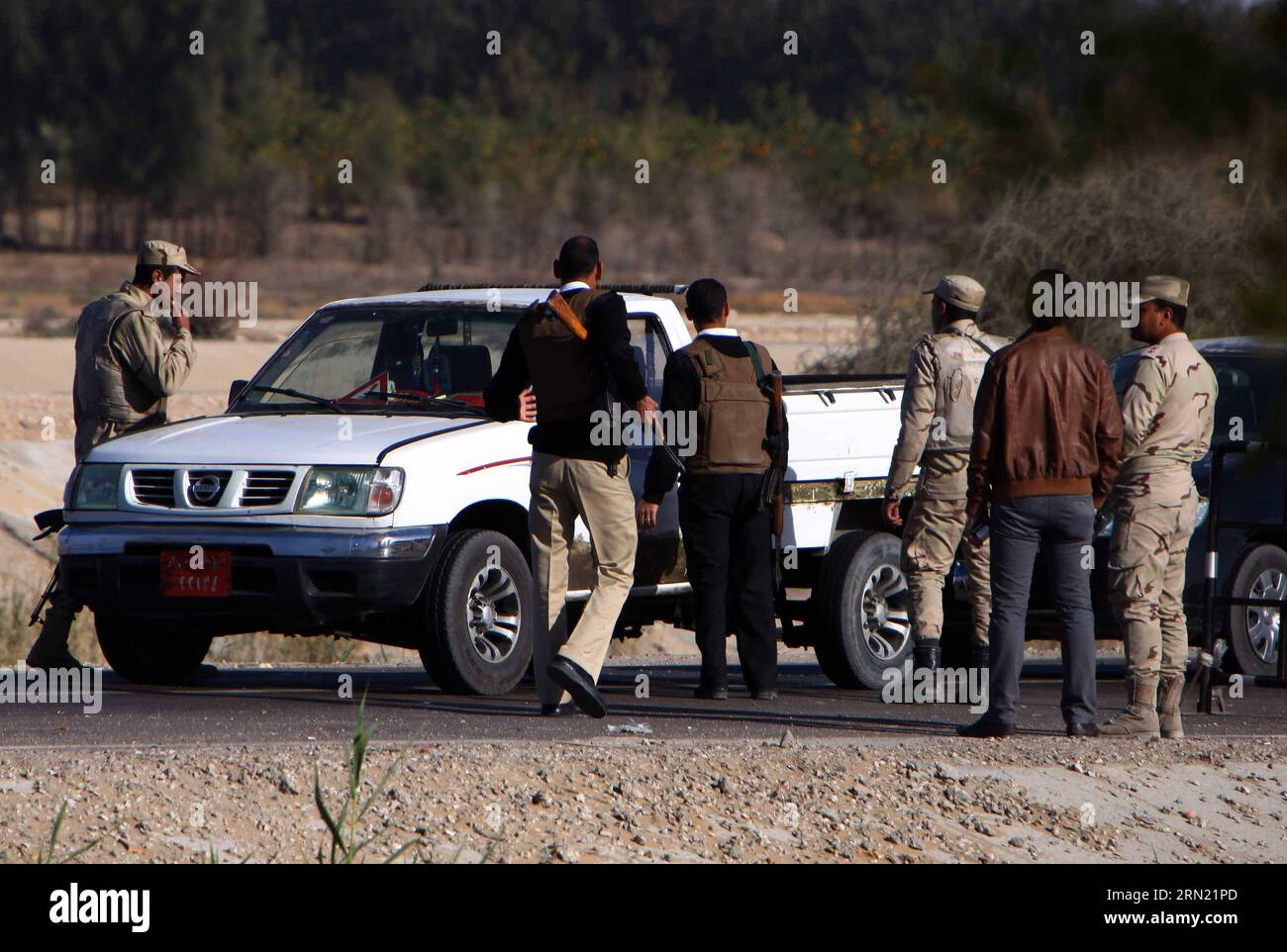 Egypt checkpoint security hi-res stock photography and images - Alamy