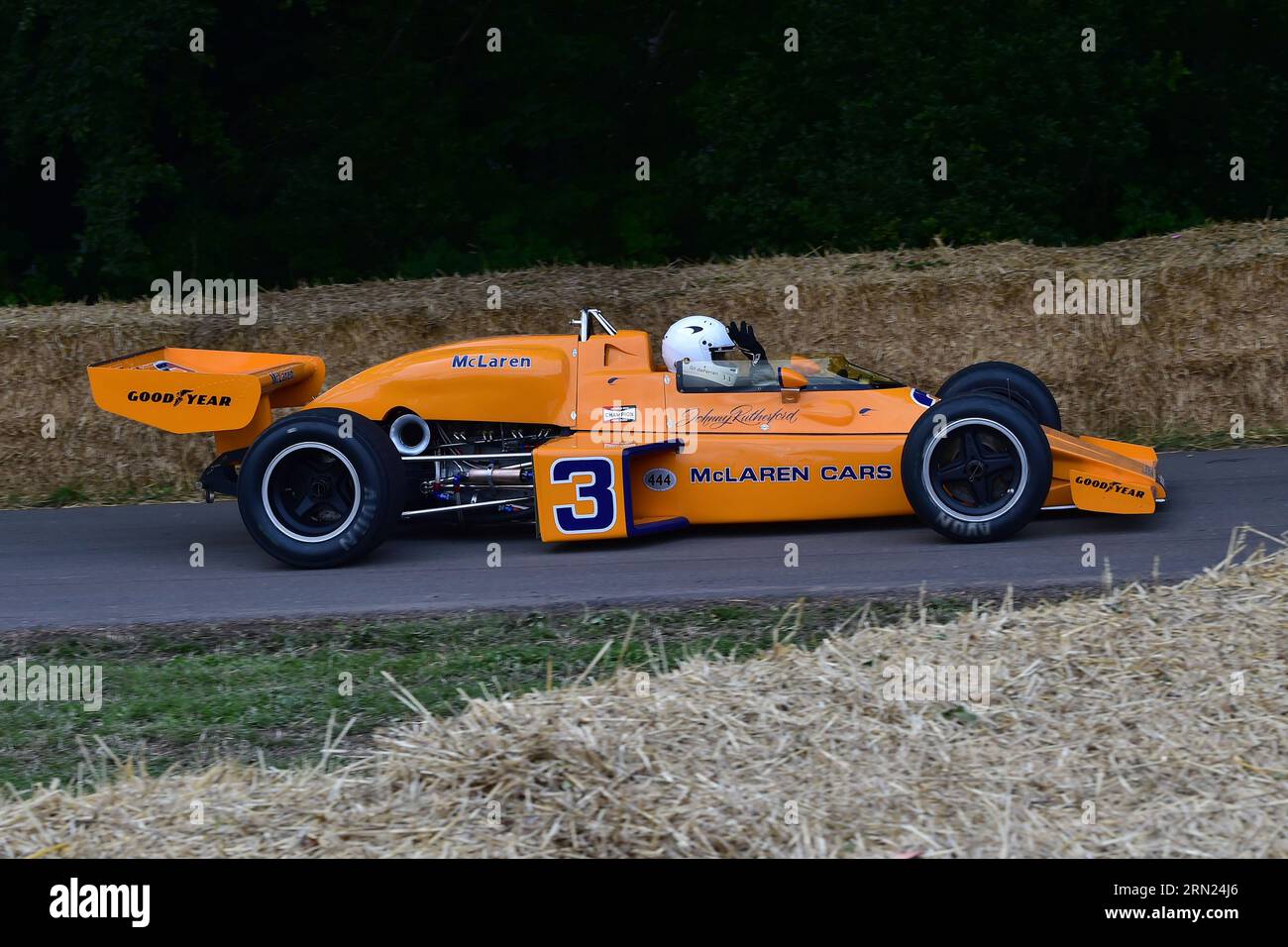 Gil de Ferran, McLaren-Offenhauser M16C, 60 Years of McLaren Racing, a ...