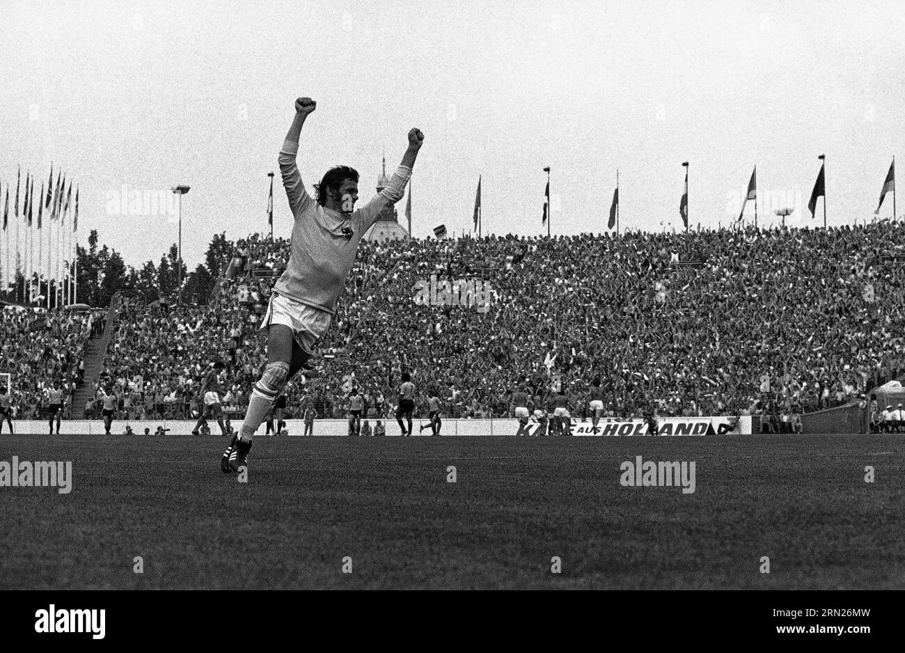 FILE - Dutch goalkeeper Jan Jongbloed, rejoicing after his teammate ...