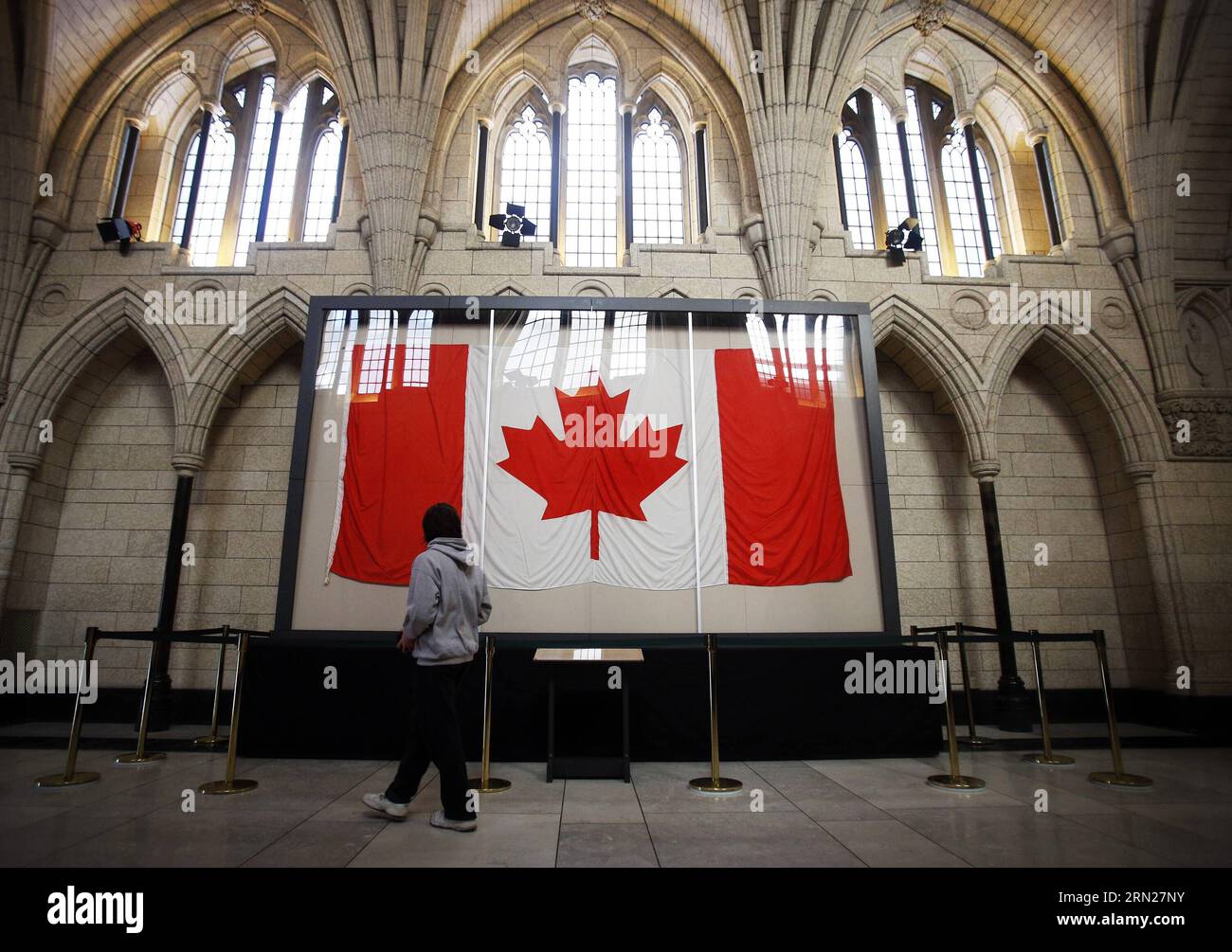 Canada flag 1965 hi-res stock photography and images - Alamy