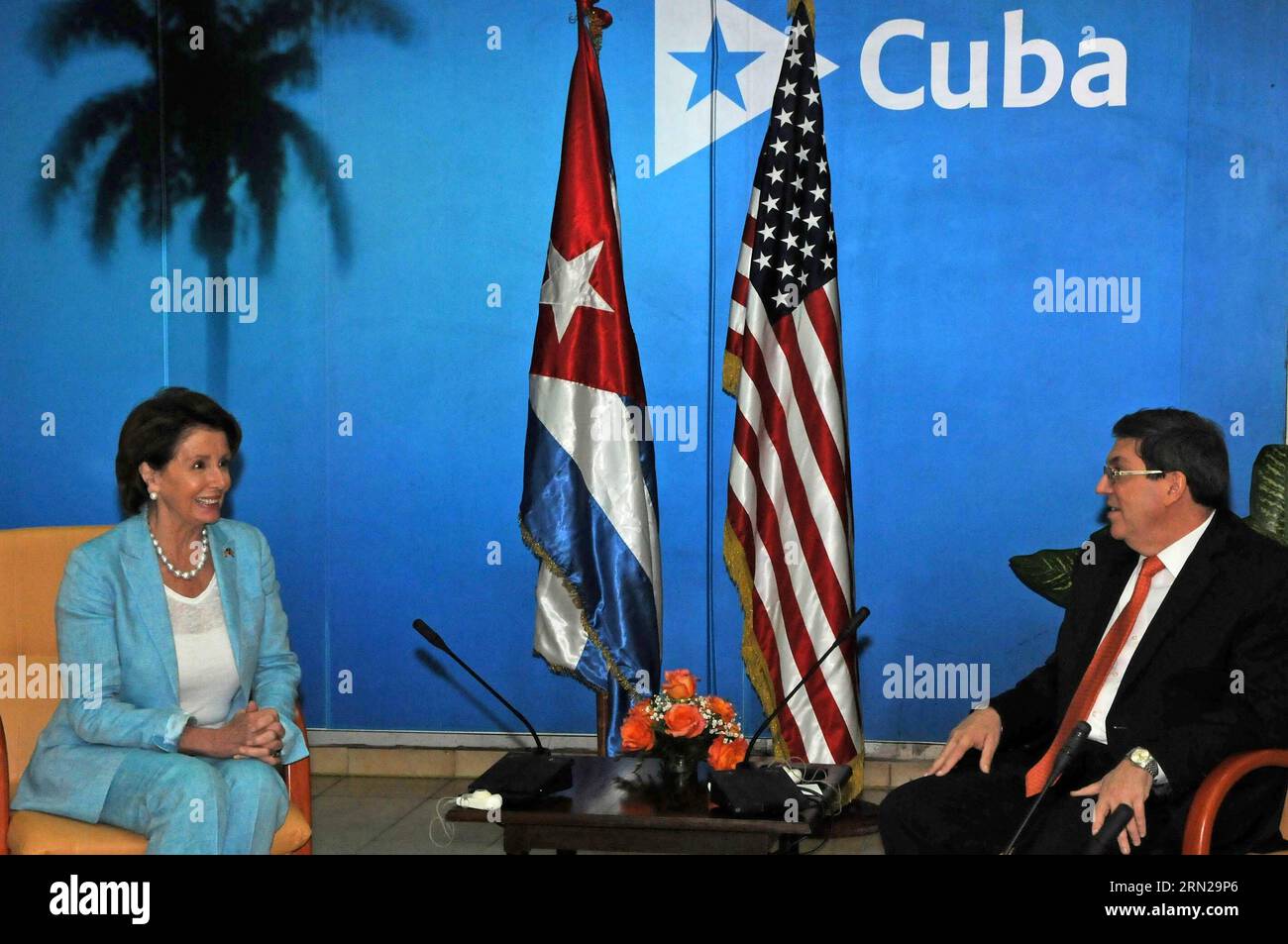 Eeuu house hi-res stock photography and images - Alamy