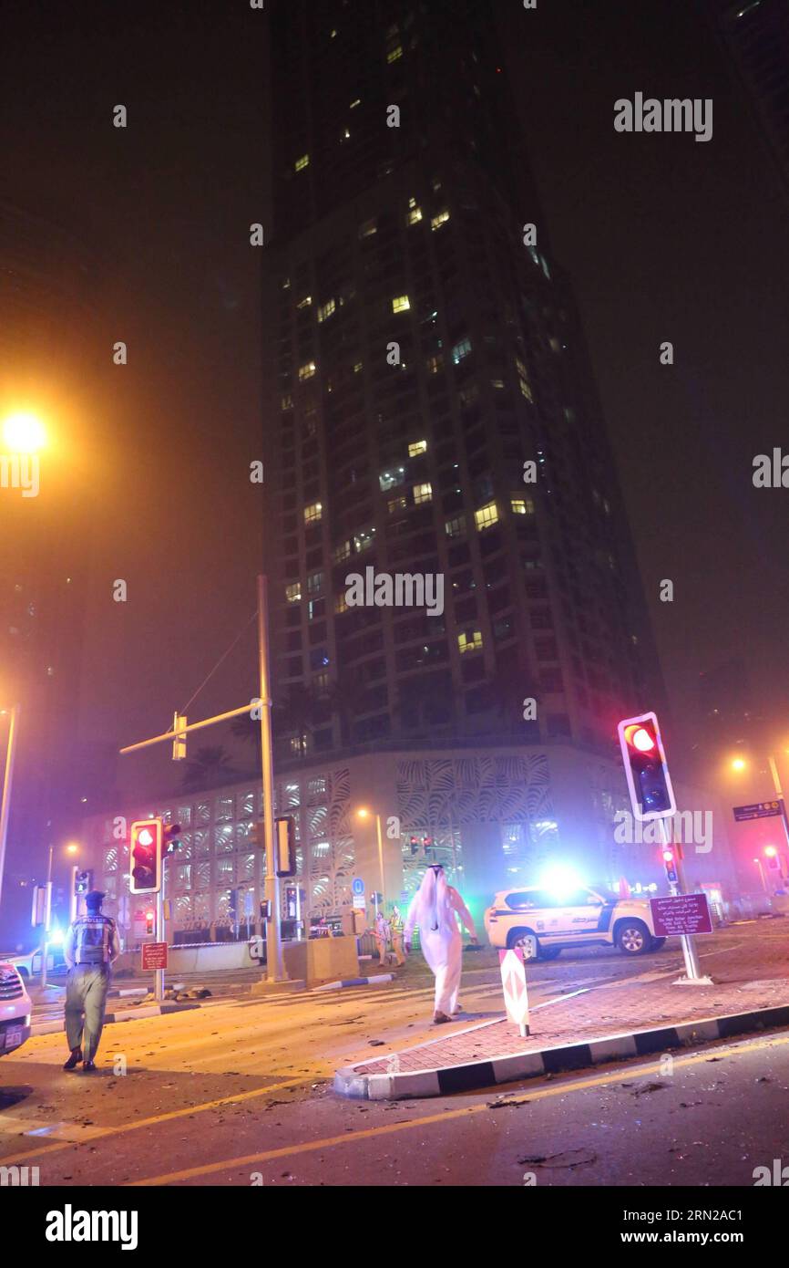 Torch building dubai hi-res stock photography and images - Alamy