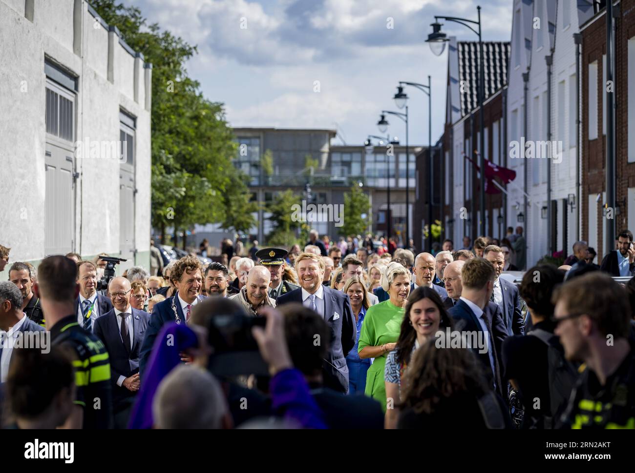 EDE - King Willem-Alexander and Queen Maxima visit artificial silk ...