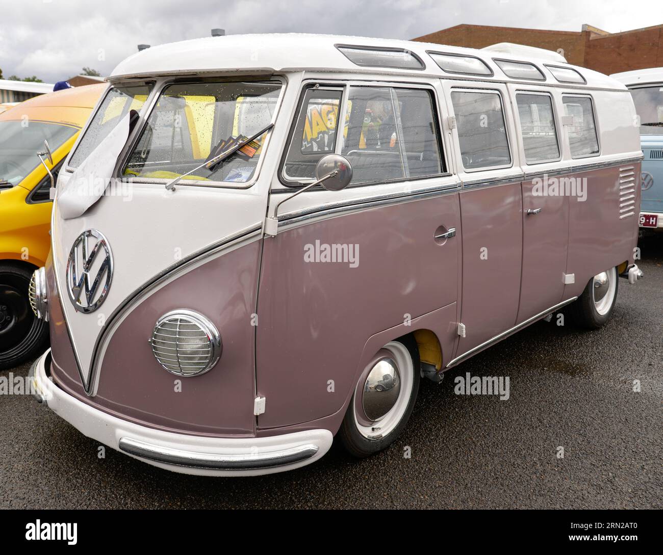 Volkswagen VW Kombi Transporter Mini Van Cream White Salmon Purple ...