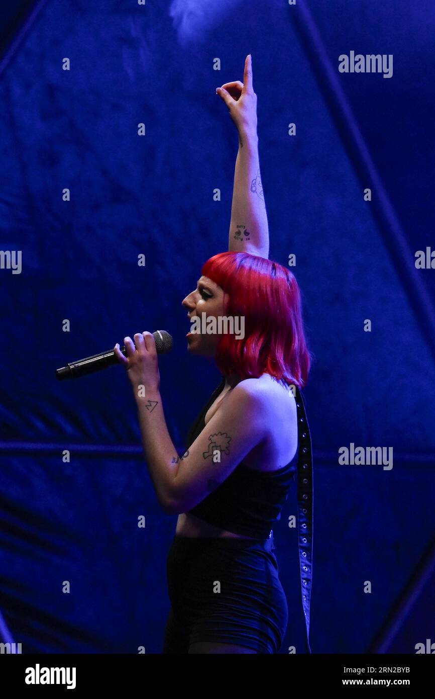 Sophie Scott during the concert of Sophie and the Giants at Villa Ada ...