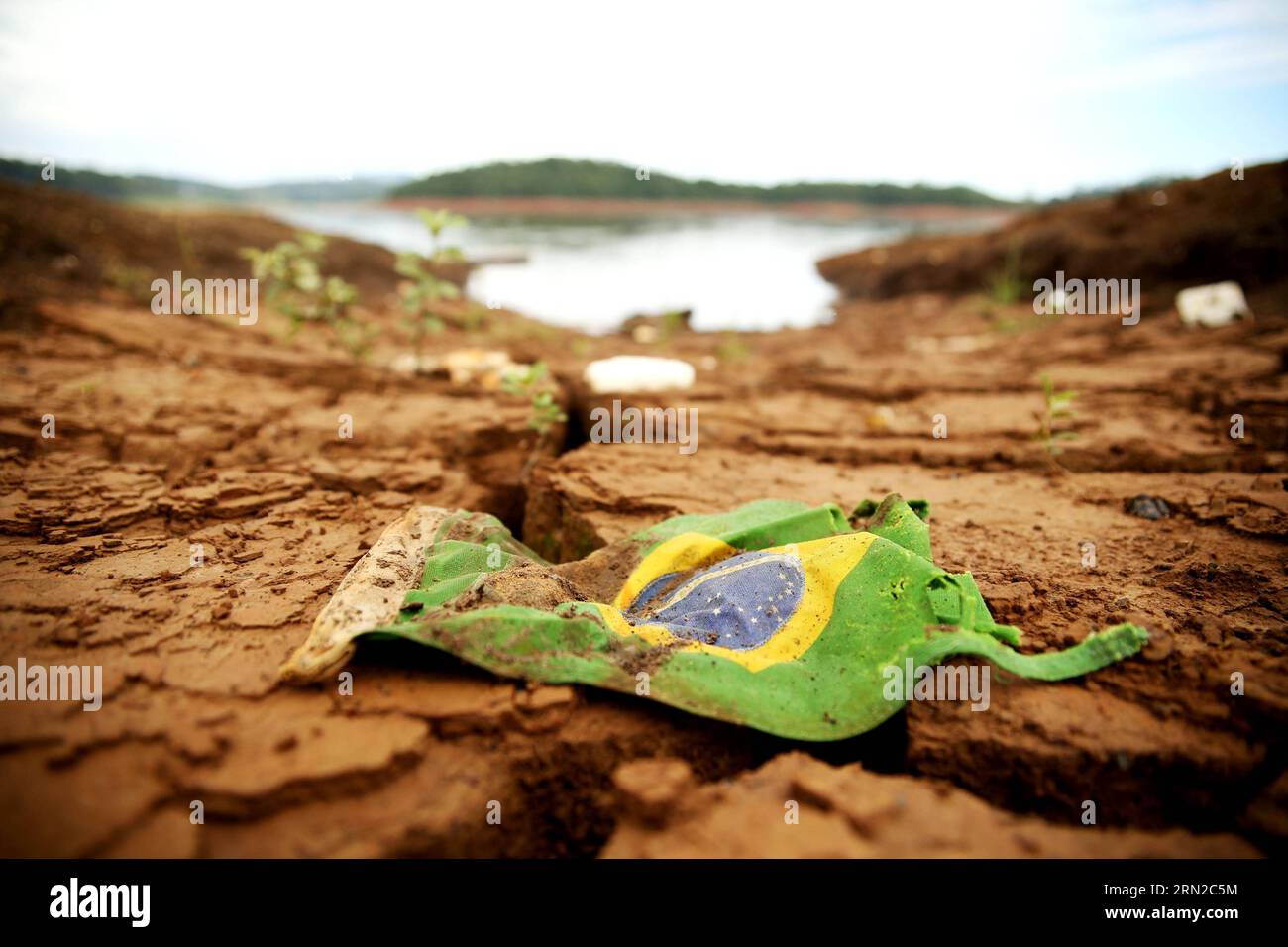 Drought brazil reservoir hi-res stock photography and images - Alamy