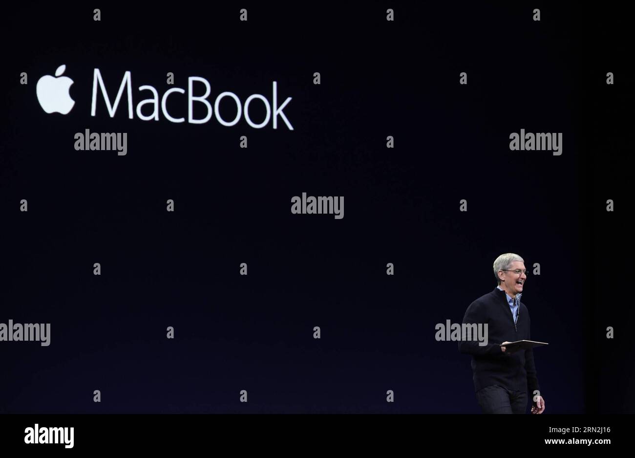 Thenewmacbook hi-res stock photography and images - Alamy