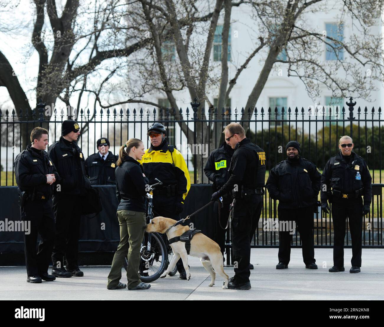 (150313) -- WASHINGTON D.C., March 13, 2015 -- Secret service agents ...