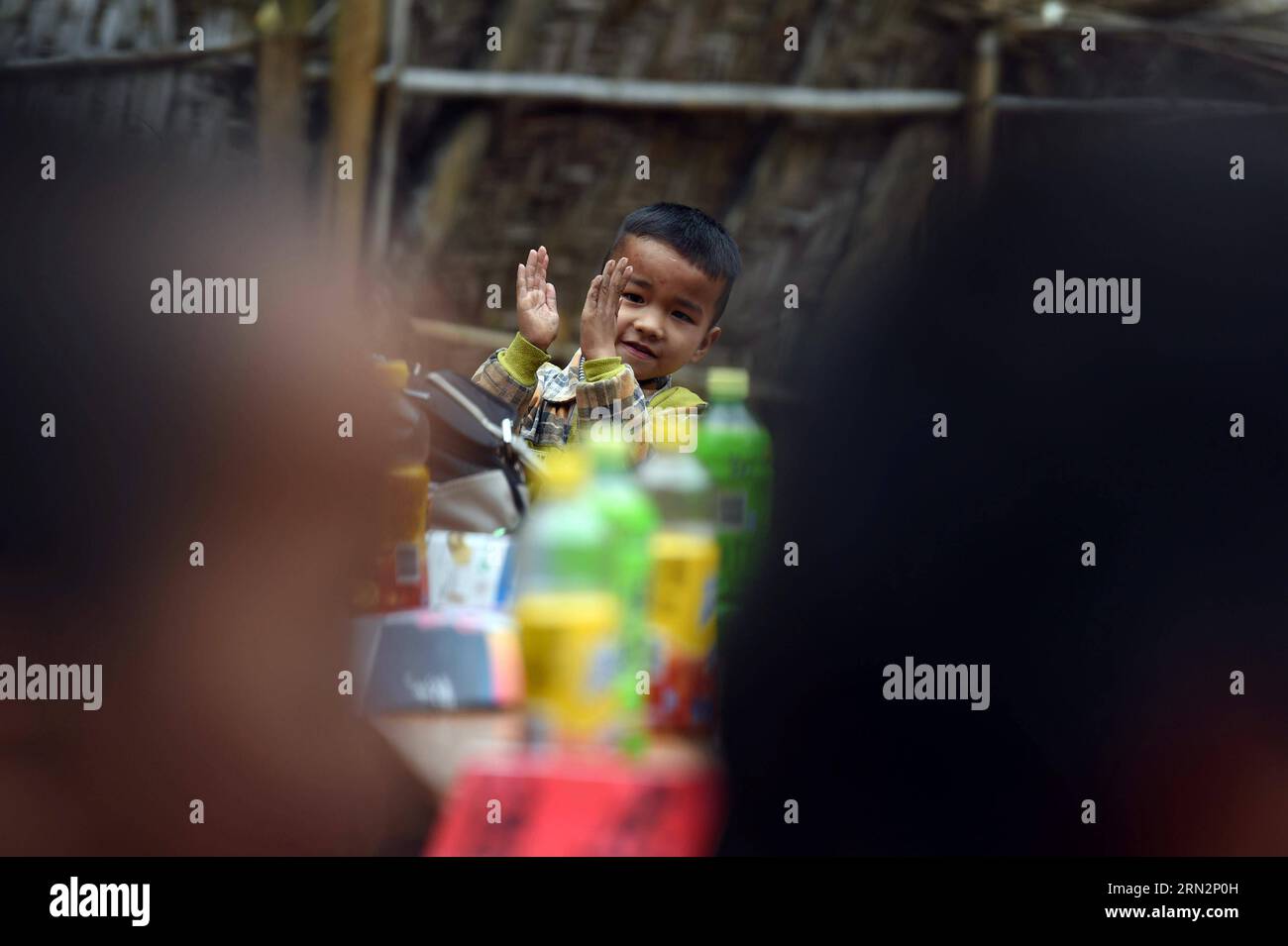 18 year old boy voting hi-res stock photography and images - Alamy