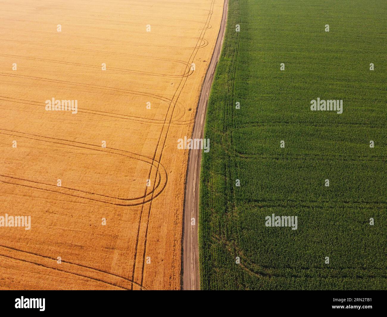 Agricultural divide hi-res stock photography and images - Alamy
