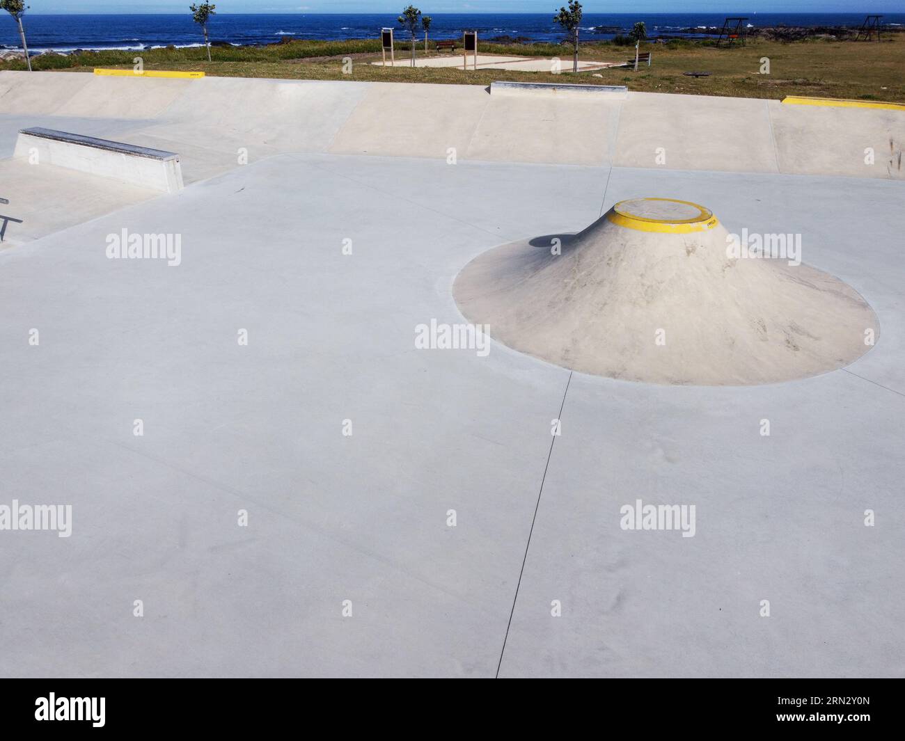 Aerial view playground skate hi-res stock photography and images - Alamy