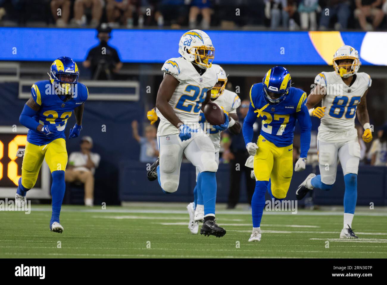 Isaiah rashad hi-res stock photography and images - Alamy