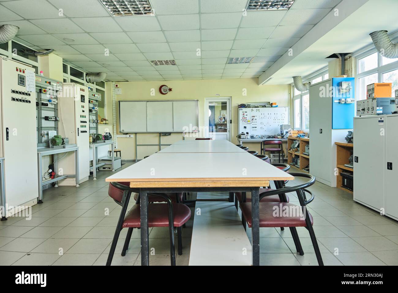 empty classroom workshop. empty class in a university with a group ...