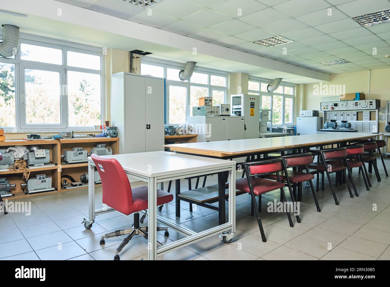 empty classroom workshop. empty class in a university with a group ...