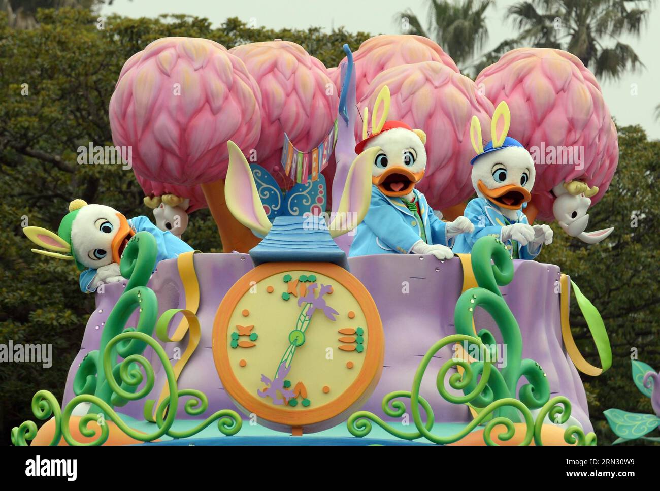 (150401) -- TOKYO, April 1, 2015 -- Actors dressed as Disney characters ...