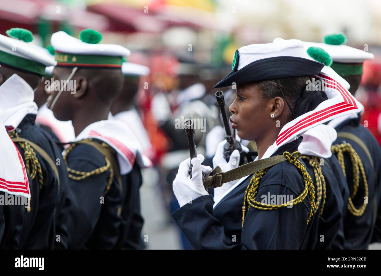 Female soldiers 1960 hi-res stock photography and images - Alamy