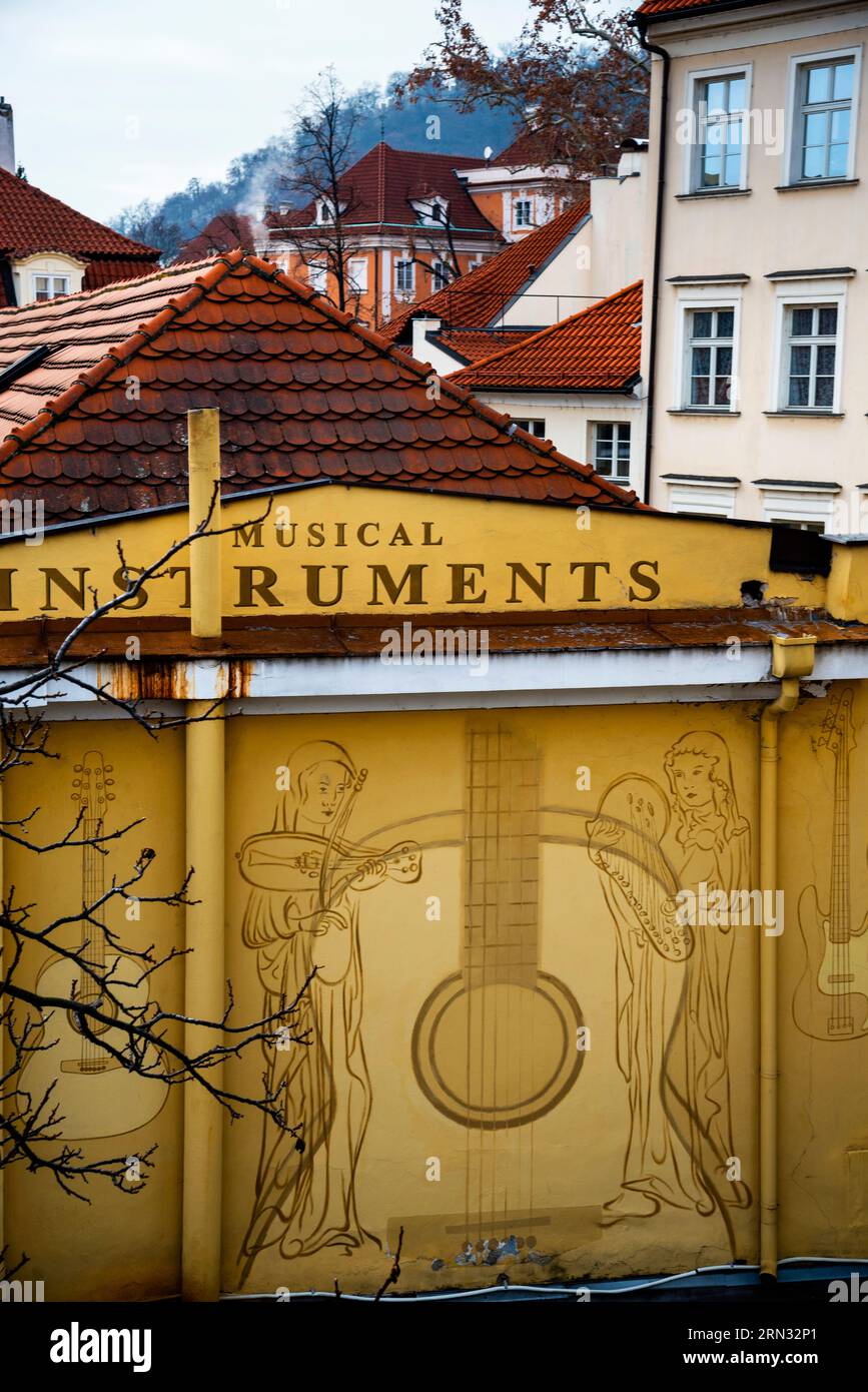 Musical Instruments shop in Prague, Vzech Republic Stock Photo - Alamy