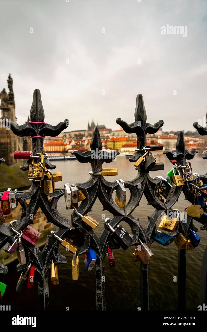 Locks of love are interesting, but not recommended, and here are ...