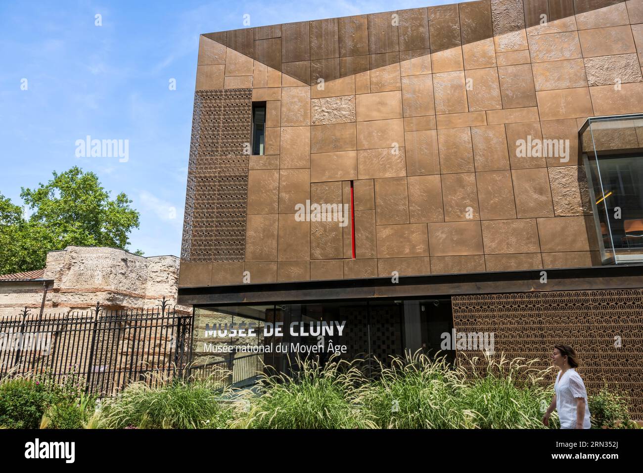 New musee de cluny paris hi-res stock photography and images - Alamy