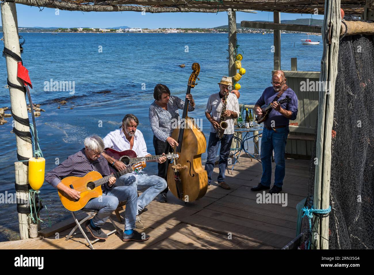 Mon louis hi-res stock photography and images - Alamy