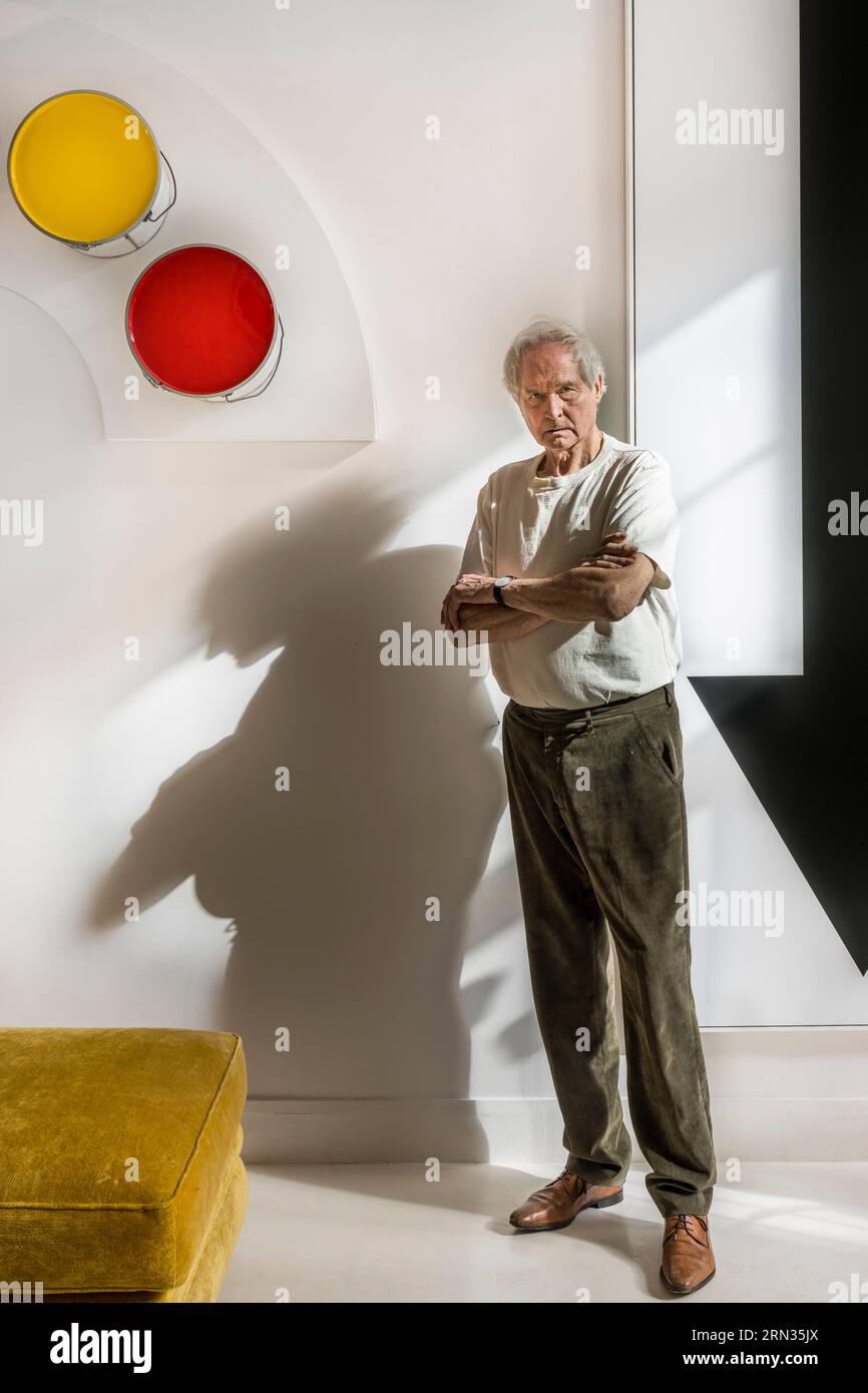 France, Paris, visual artist Jean-Pierre Raynaud in his studio ...