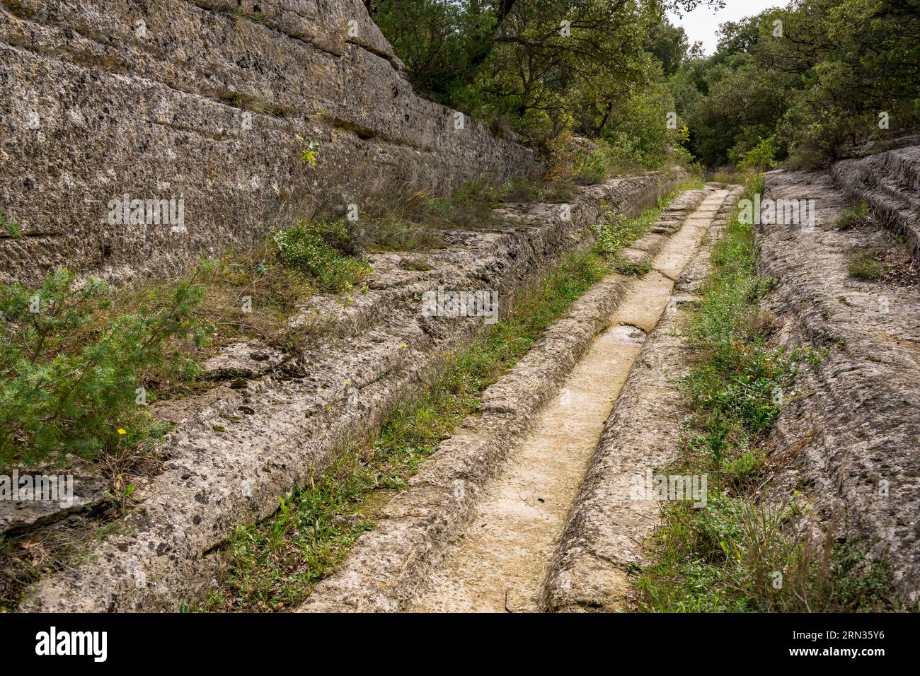 Deep ruts in stone hi-res stock photography and images - Alamy