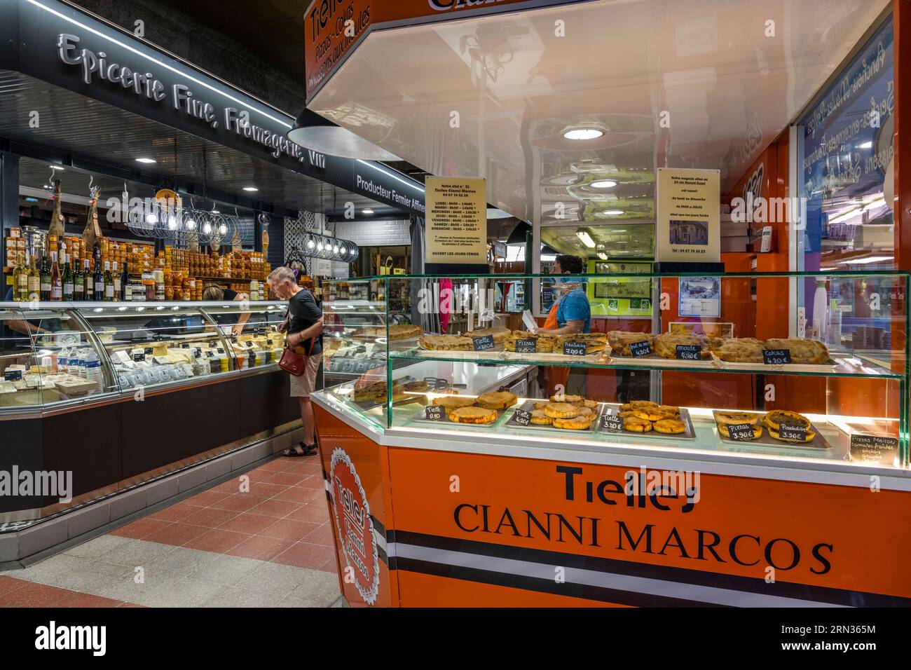 Les tielles hi-res stock photography and images - Alamy